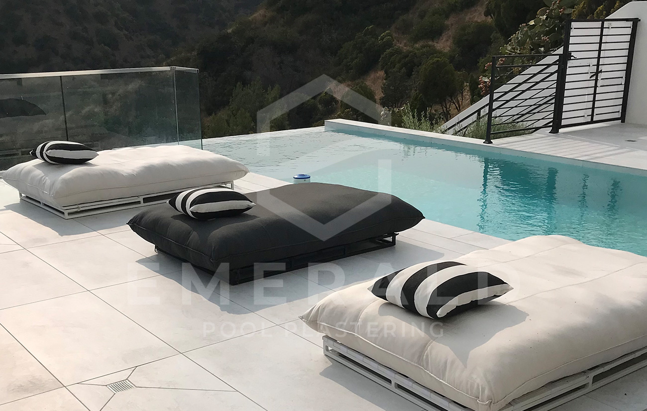 Emerald Pool Plastering: Pool Plaster and Renovation